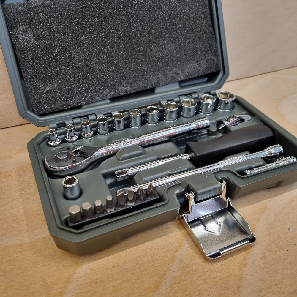 New halfords HALFORDS 25 PIECE 1/4" SOCKET SET | BUY WITH CONFIDENCE ...